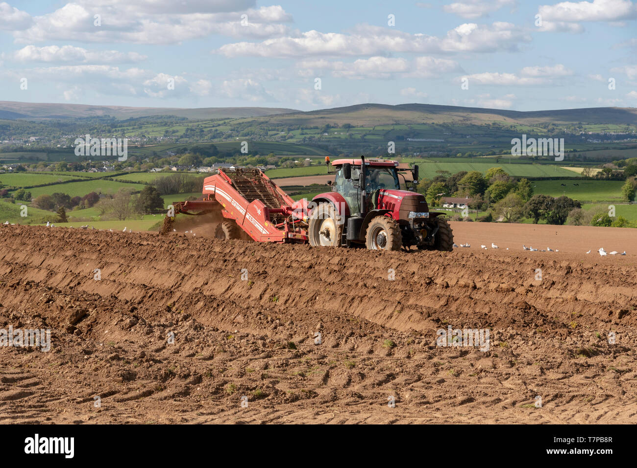 Modbury, South Devon, England, UK. May 2019. Destoner machine behind a ...