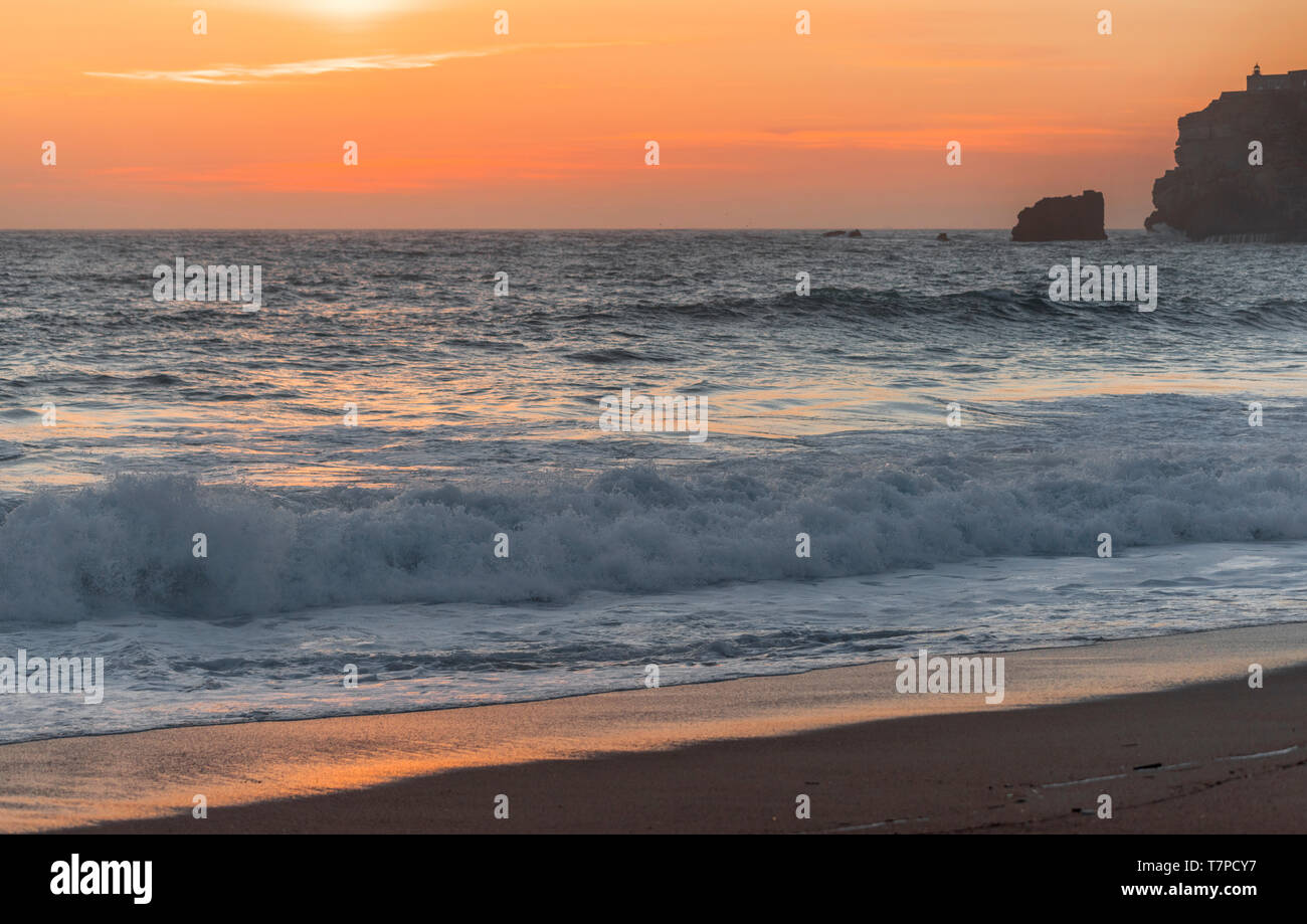 Atlantic ocean water sunset hi-res stock photography and images - Alamy