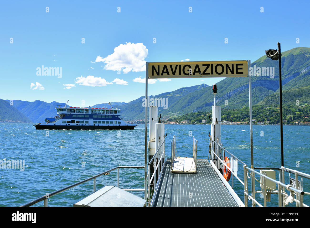 Como jetty hi-res stock photography and images - Alamy