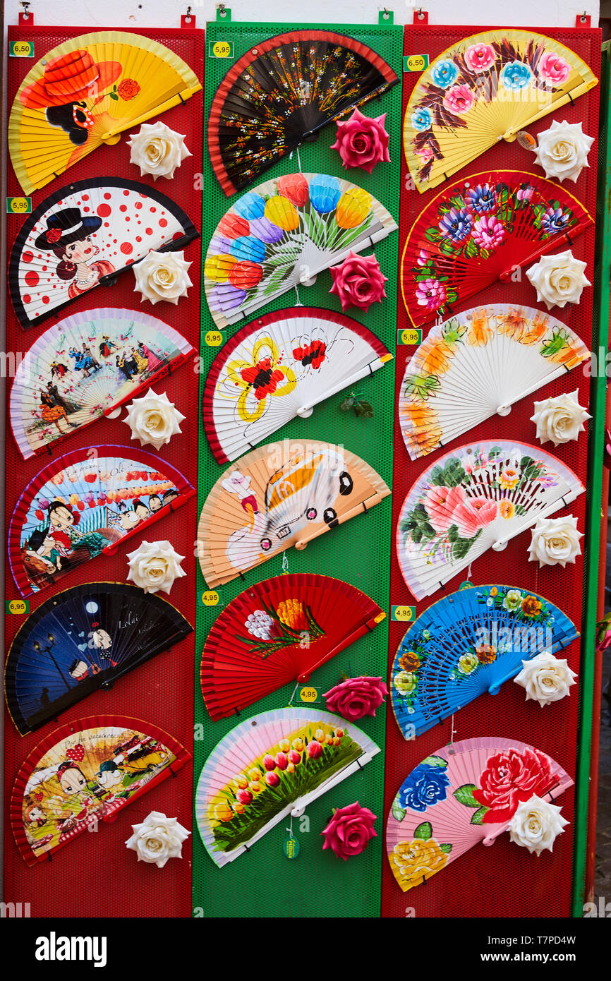 Spanish culture fans hi-res stock photography and images - Alamy