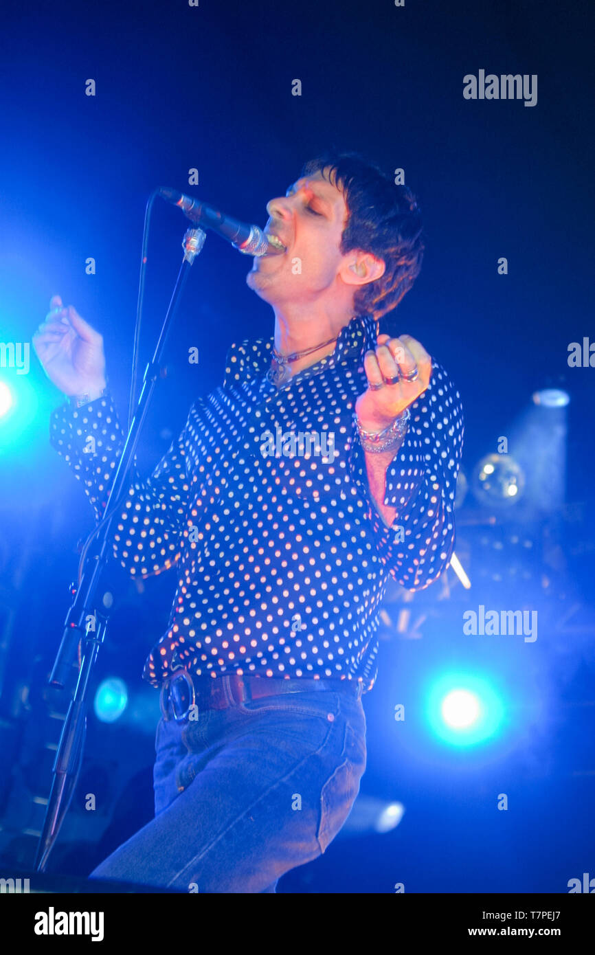 Mercury rev 2001 hi-res stock photography and images - Alamy