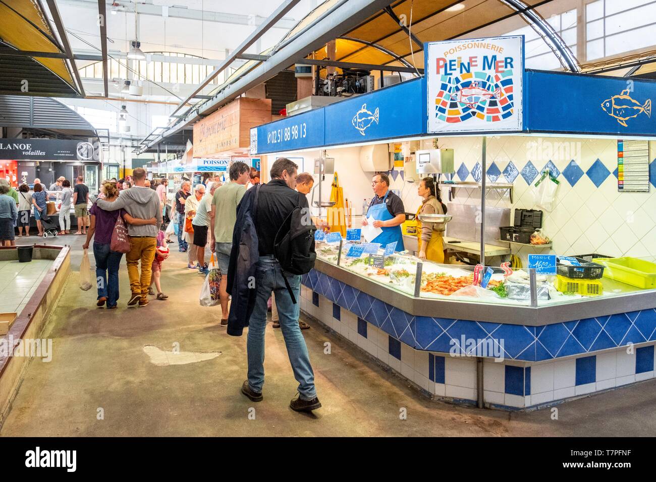 Nantes fish market hi-res stock photography and images - Alamy