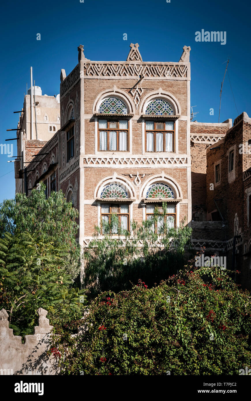 famous traditional architecture heritage buildings view in sanaa city ...