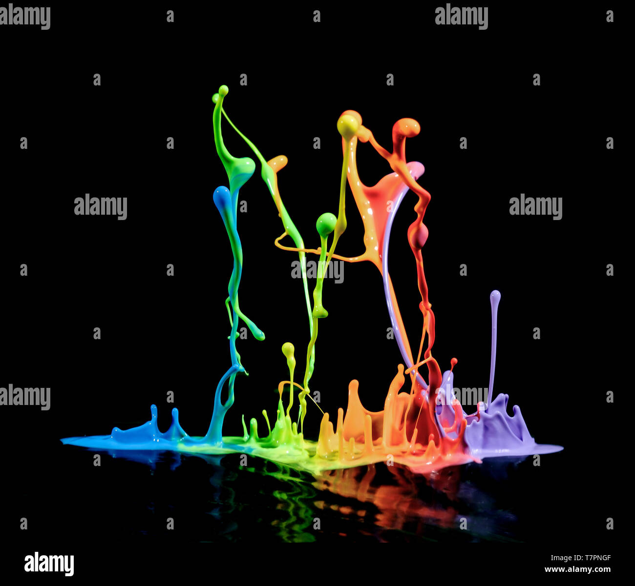 Paint splashes from Audio Speaker bouncing Stock Photo - Alamy Paint splashes from Audio Speaker bouncing Stock Photo - Alamy