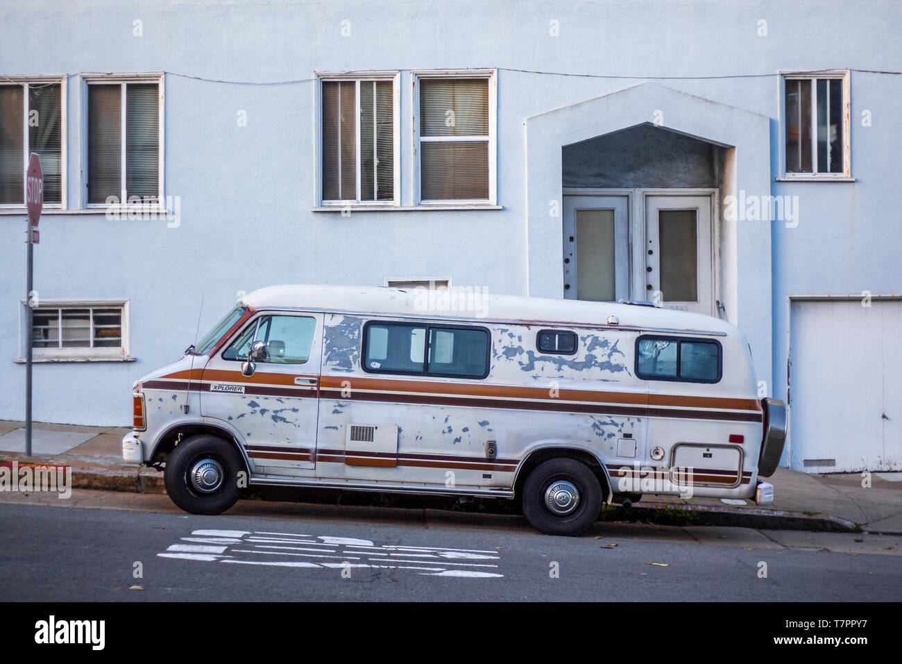 An old vintage van parked outside on the road Stock Photo - Alamy