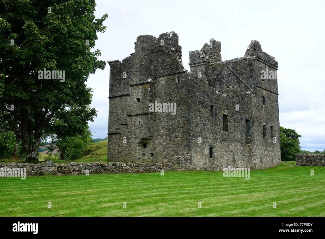 United Kingdom, Scotland, Kilmartin, Carnasserie Castle Stock Photo - Alamy