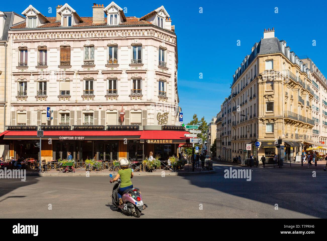 France, Hauts de Seine, Issy les Moulineaux, City Hall square, Comptoir ...