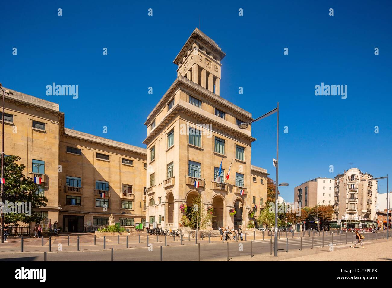 Montreuil saint denis hi-res stock photography and images - Alamy