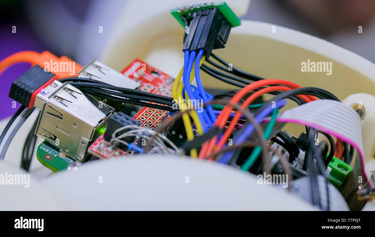 Robot brain with wires and chip Stock Photo - Alamy