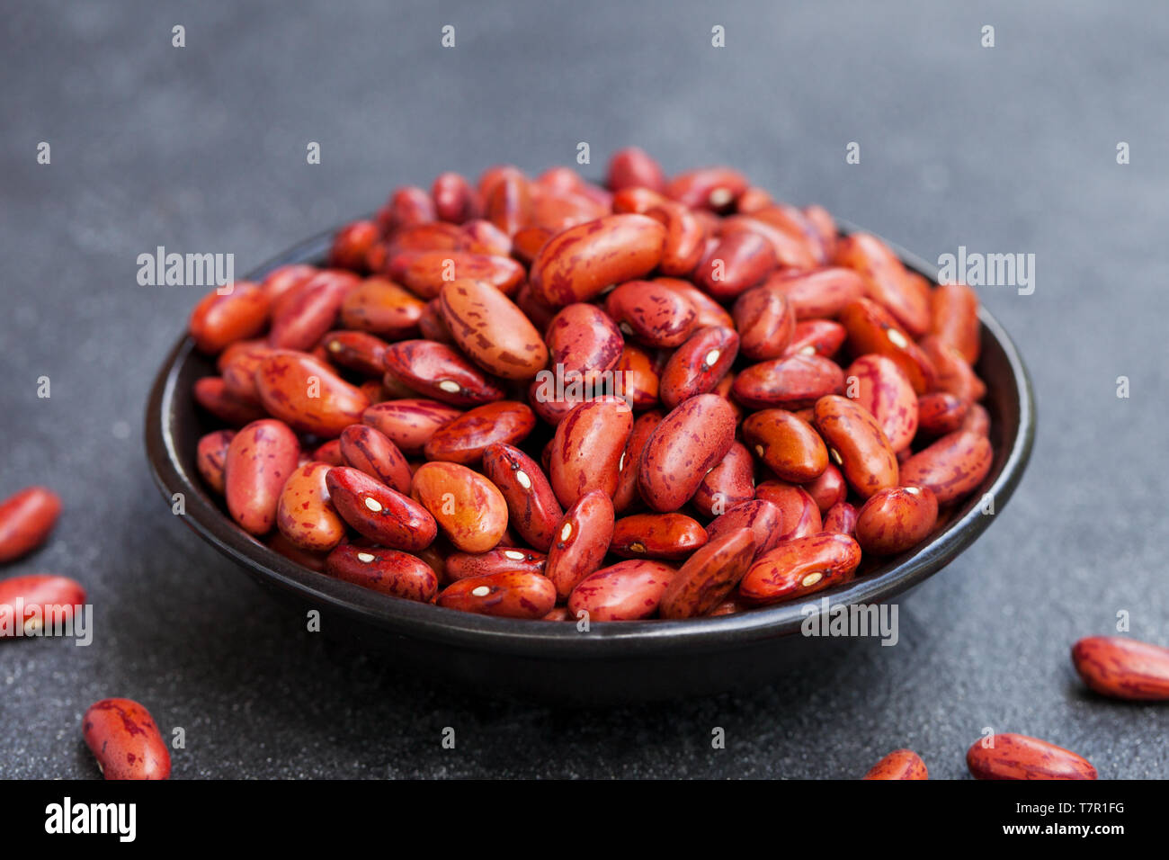 Kidney on a black background hi-res stock photography and images - Alamy