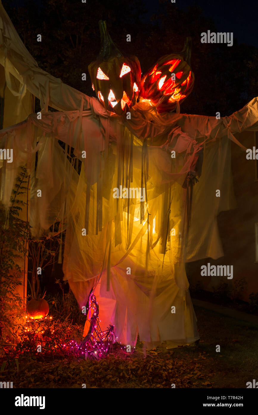 Horror lighting hi-res stock photography and images - Alamy