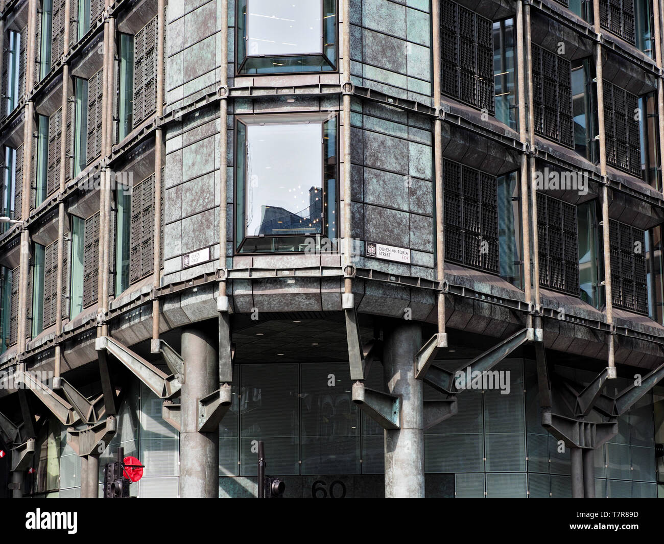 Modern office building at 60 Queen Victoria Street, City of London ...