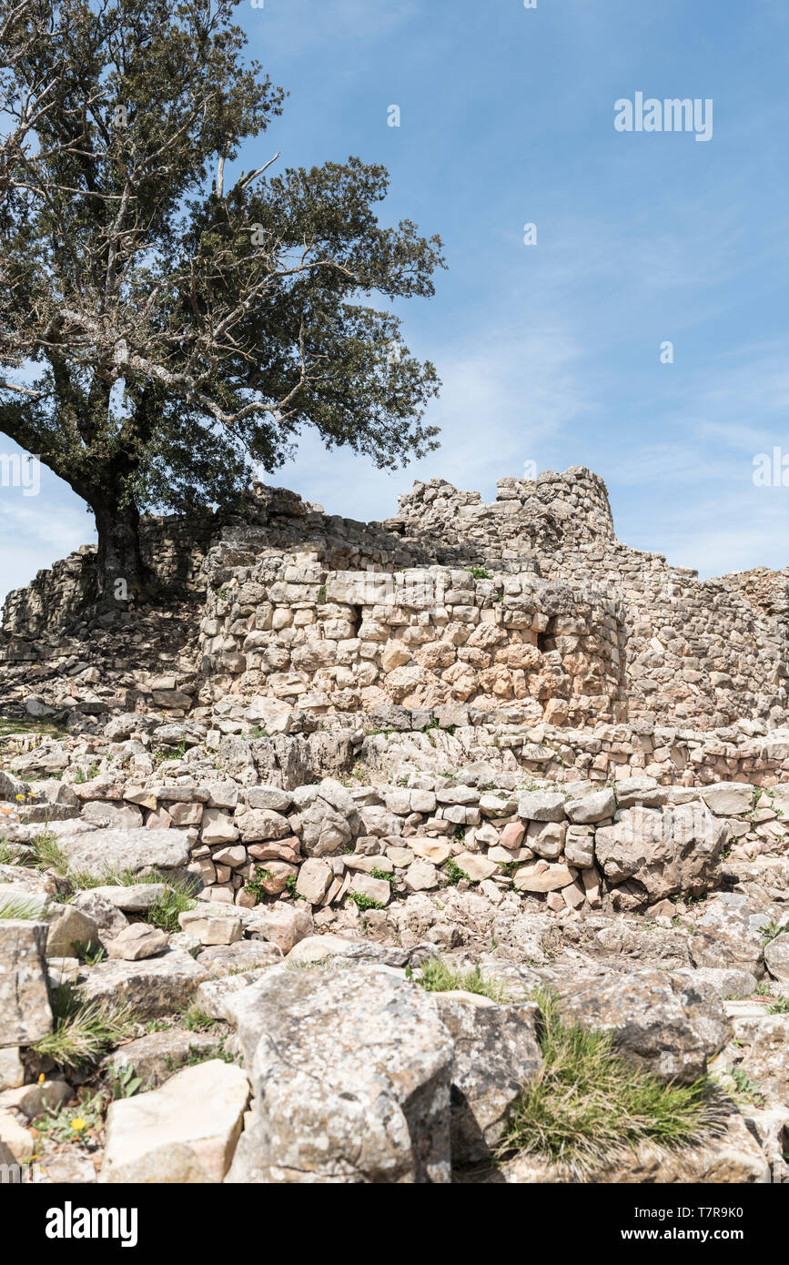 Ancient site of Adoni Nuraghi Stock Photo - Alamy
