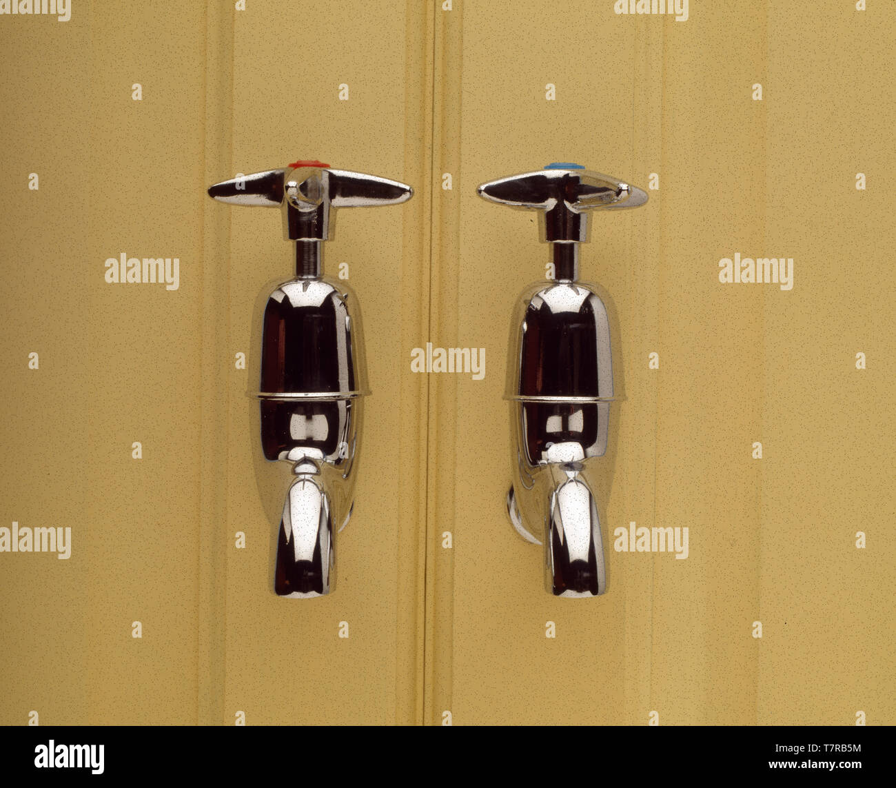 Stainless steel taps hi-res stock photography and images - Alamy