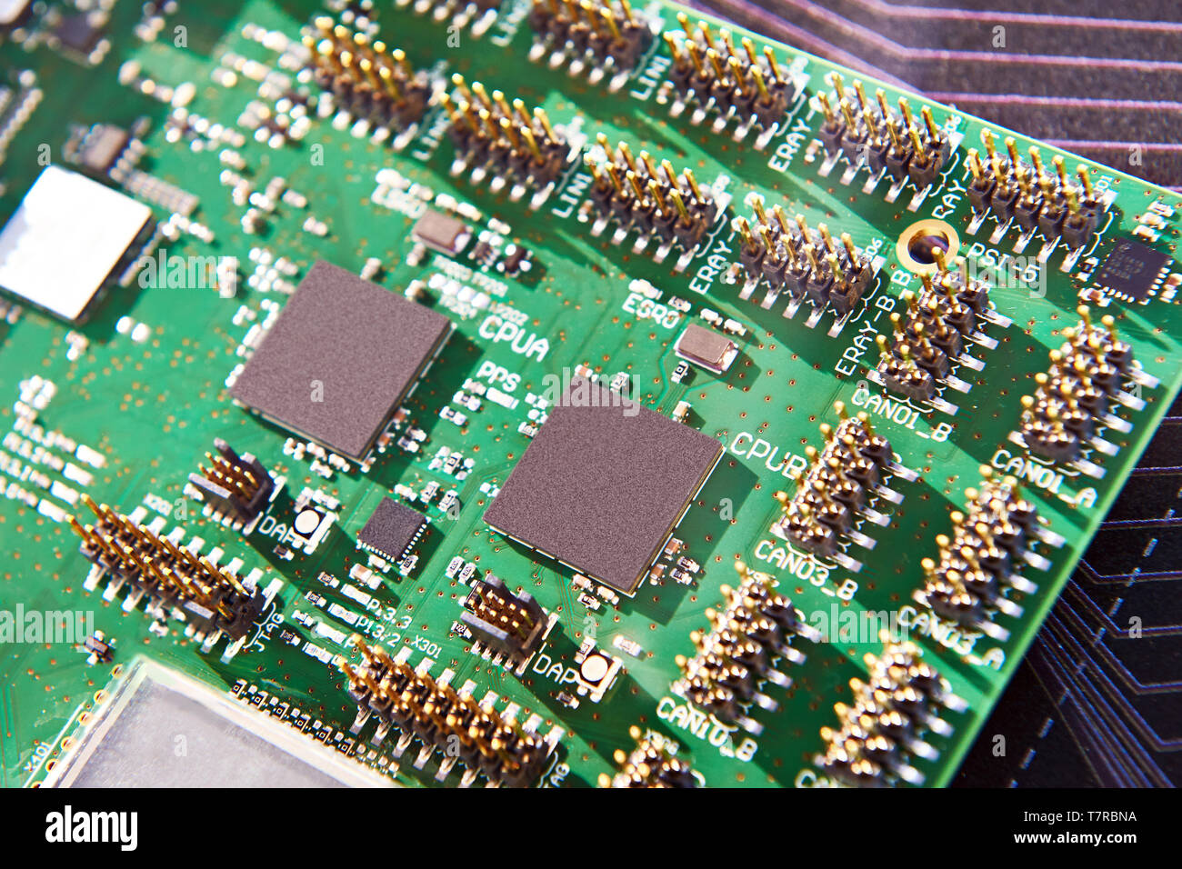 Integrated circuit and socket hi-res stock photography and images - Alamy