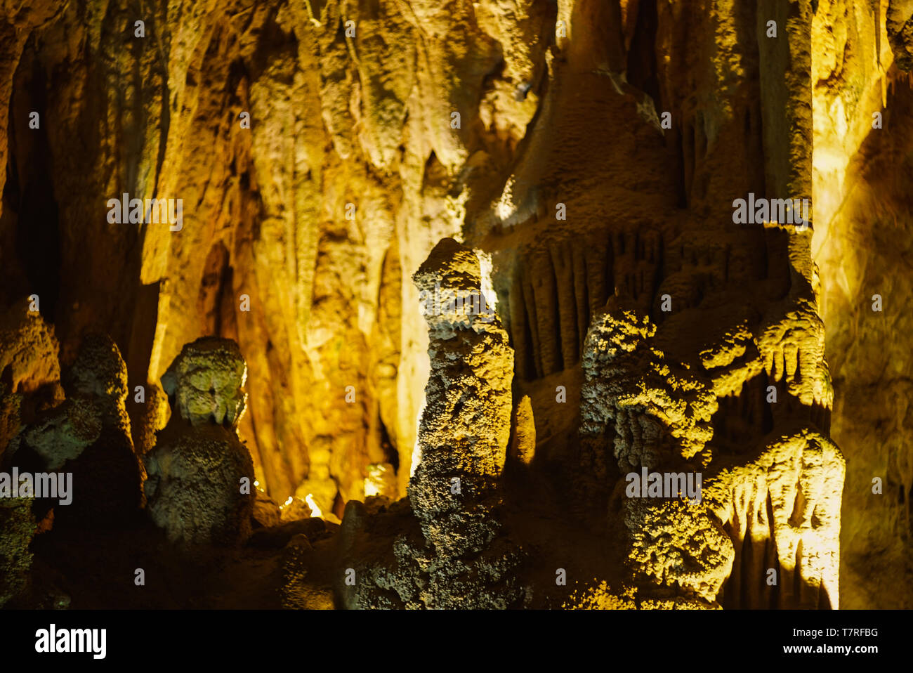 Cave texture hi-res stock photography and images - Alamy