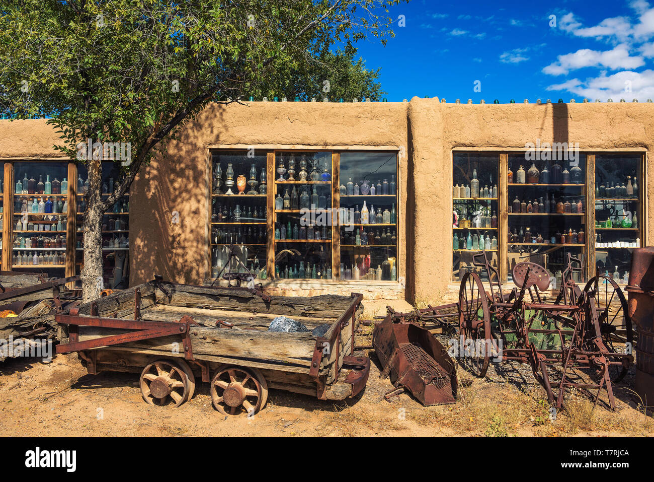 Museum shop hi-res stock photography and images - Alamy