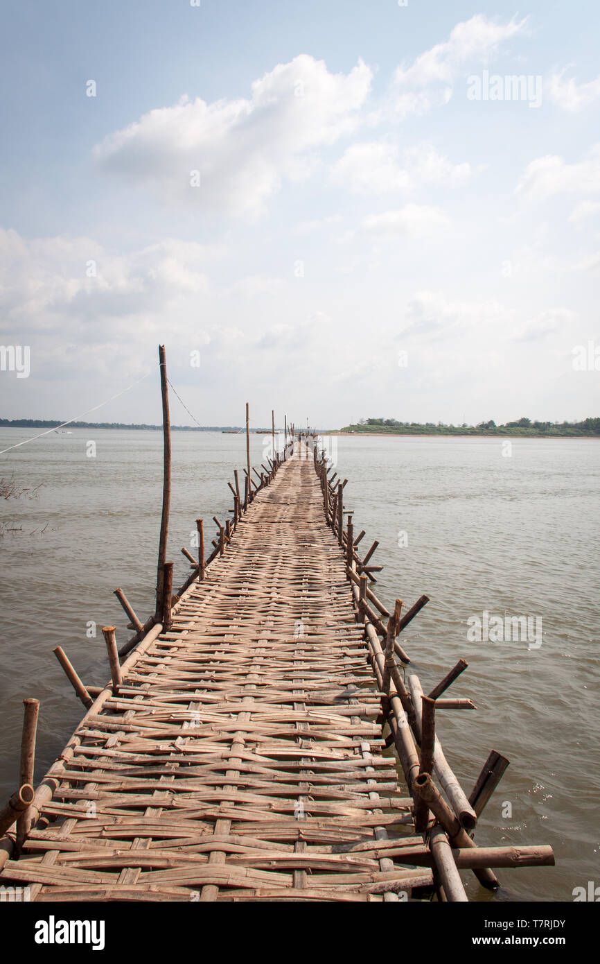 Bridge cambodia hi-res stock photography and images - Alamy