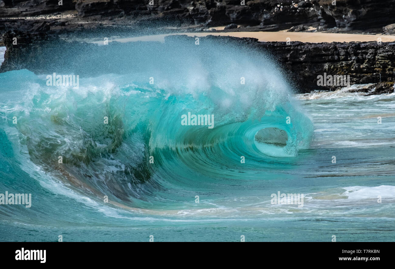 Waves on Sandy Beach in Oahu, Hawaii Stock Photo - Alamy