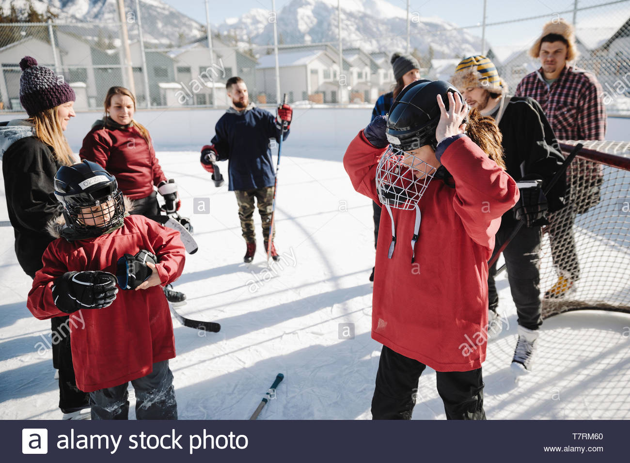 Asian child playing community hi-res stock photography and images - Alamy