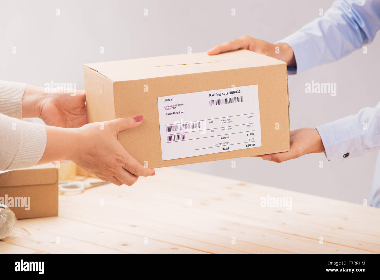 Woman gives hi-res stock photography and images - Alamy