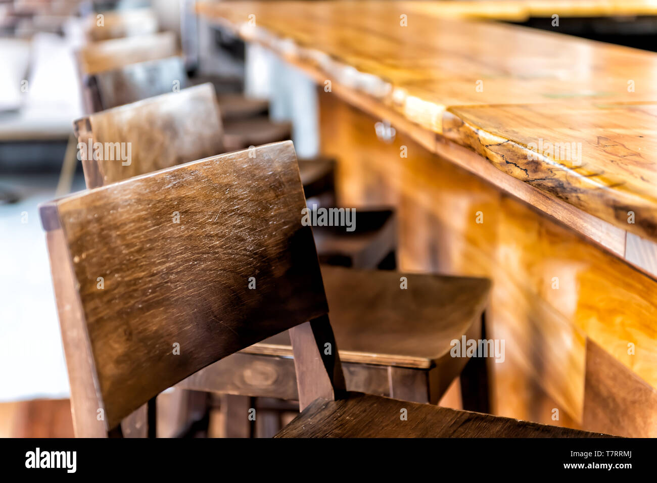 Empty pub counter hi-res stock photography and images - Alamy