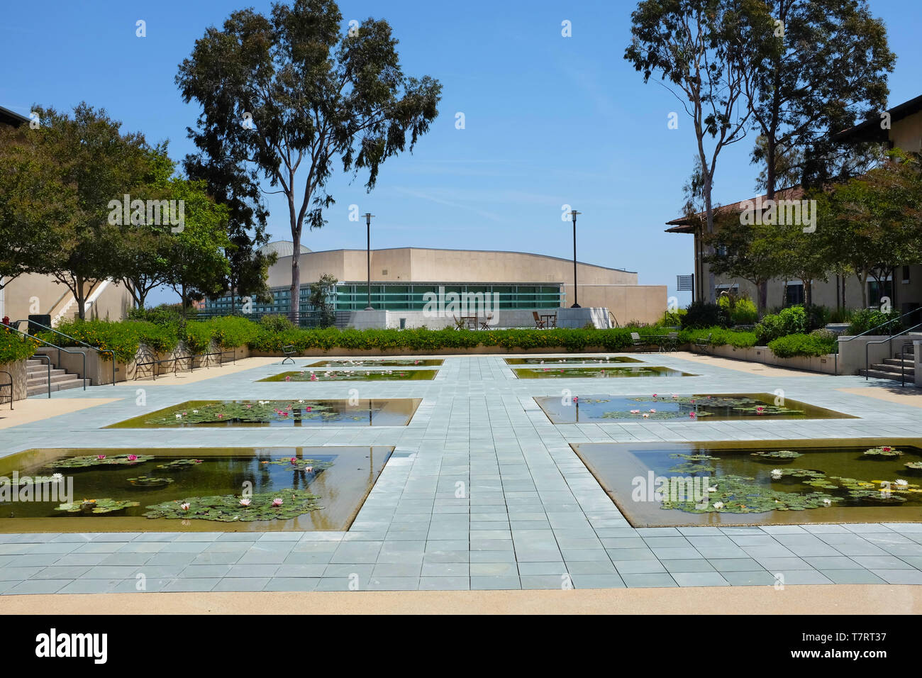 Reflection pools hi-res stock photography and images - Alamy