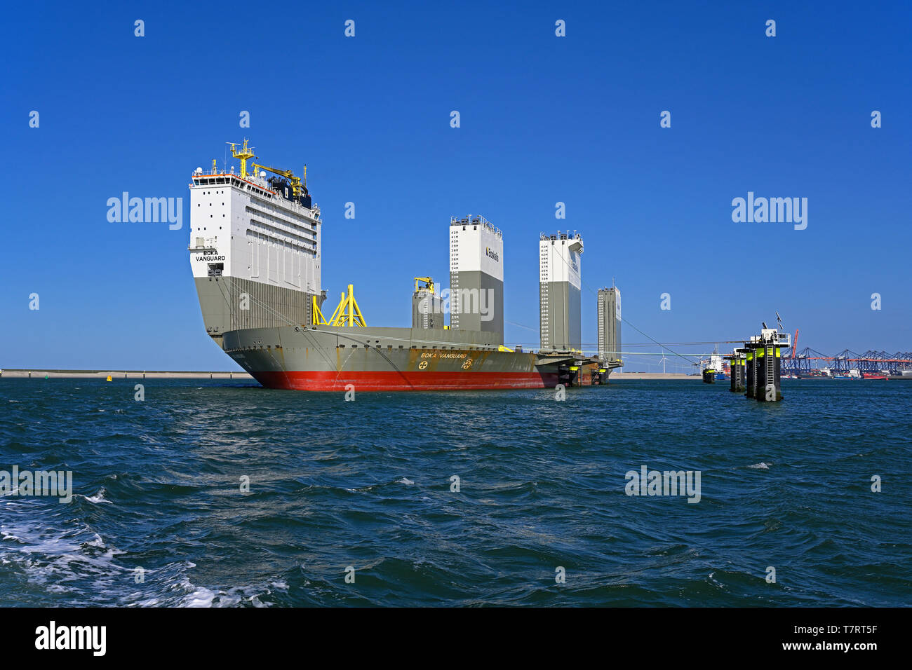 port of rotterdam, netherlands - 2019-03-31: world largest semi ...