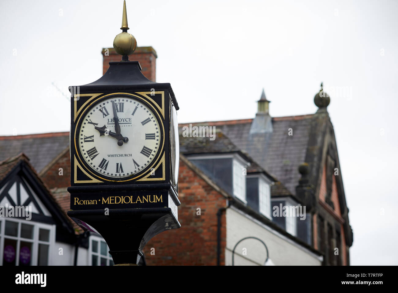 Roman numerals clock hi-res stock photography and images - Alamy