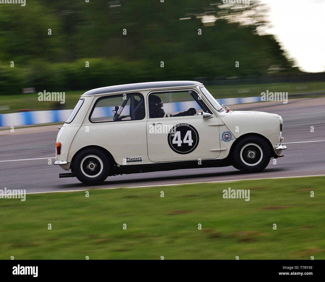 Tom Bell, Austin Mini Cooper S, HRDC Coys Trophy, Touring Cars 1958 to ...