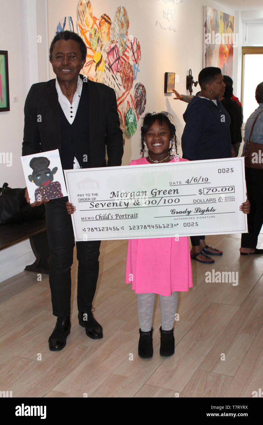 Artist Danny Simmons hosts 'I Kan Do That' abstract art exhibition at ...