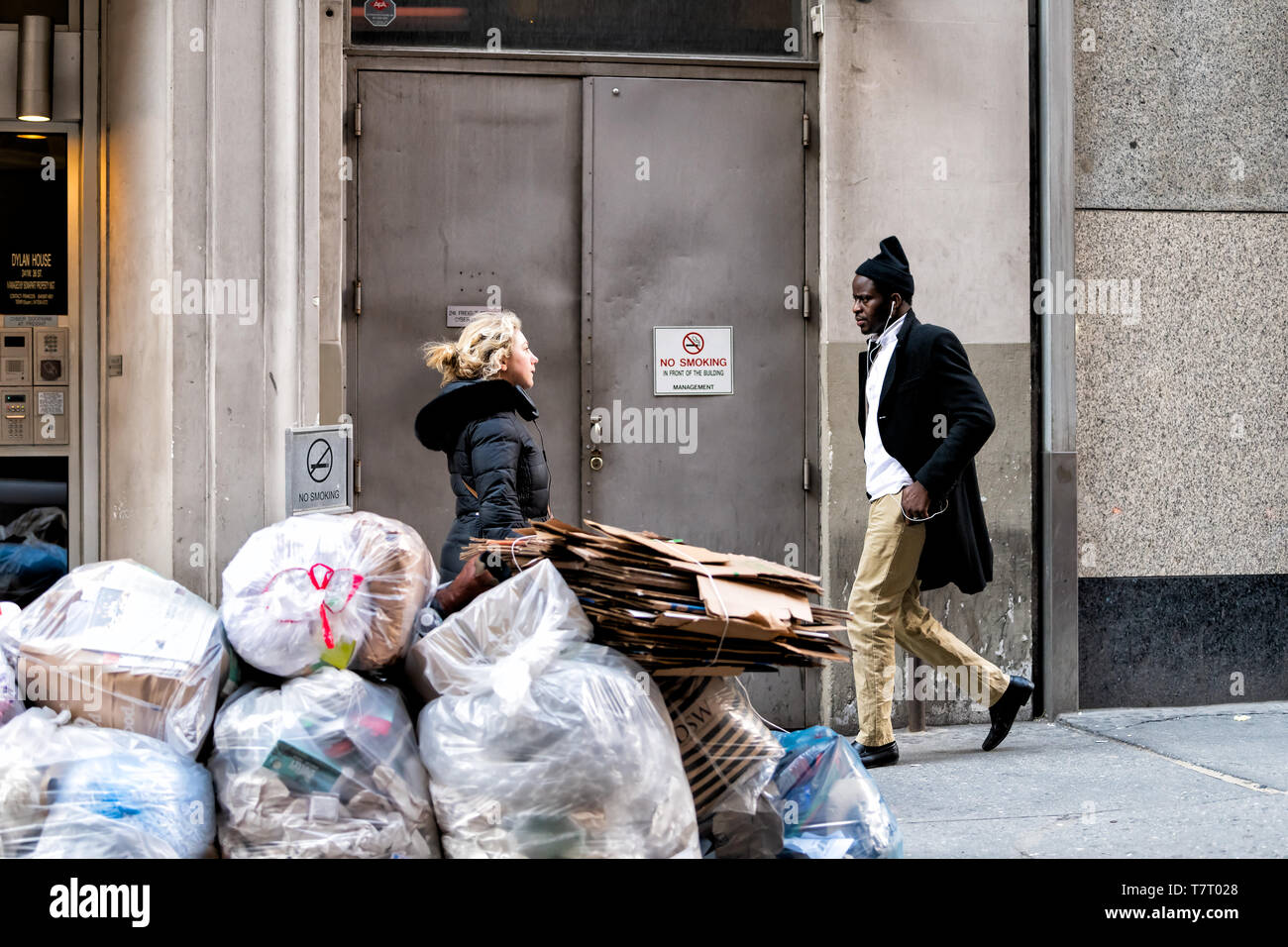 Nyc Trash High Resolution Stock Photography and Images - Alamy