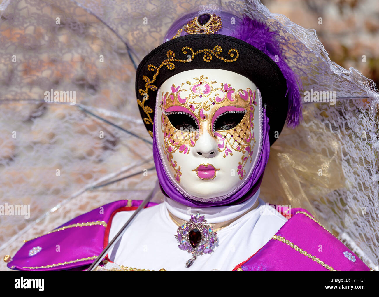Reveller In Traditional Elaborate Mask And Costume At Venice Carnival (Carnevale di Venezia ...