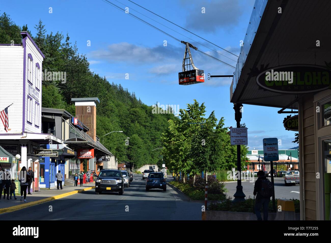 Shopping in juneau alaska hi-res stock photography and images - Alamy