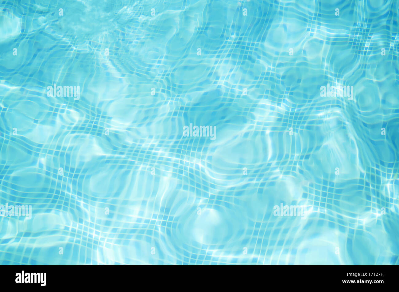 Wet pool texture hi-res stock photography and images - Alamy