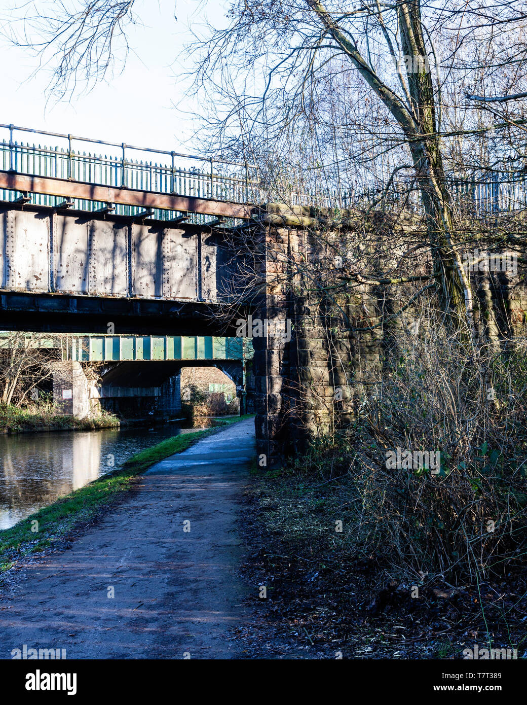 Rotherham canal hi-res stock photography and images - Alamy