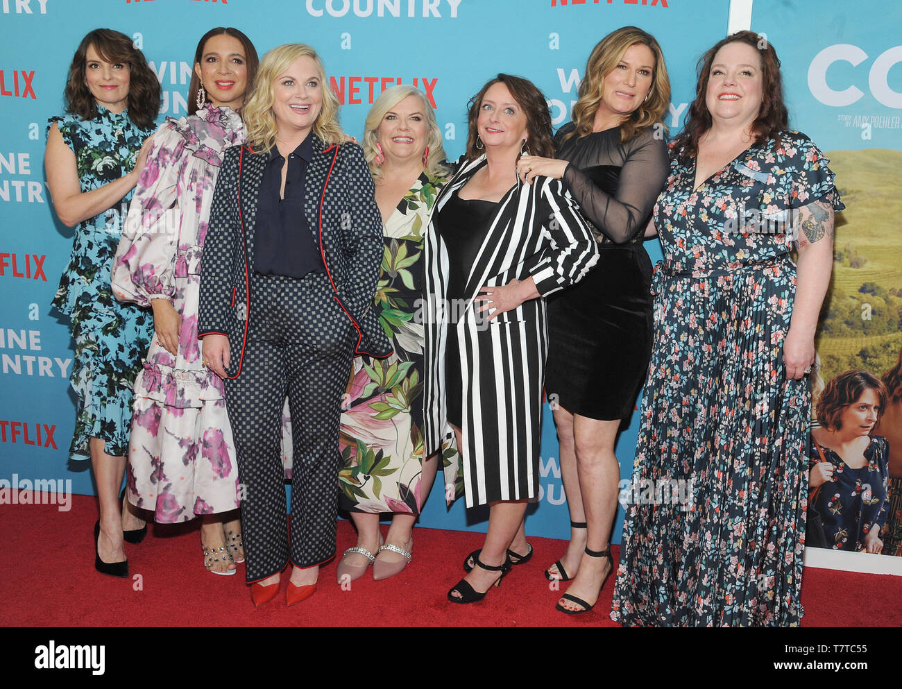 Maya rudolph amy poehler wine country hi-res stock photography and ...