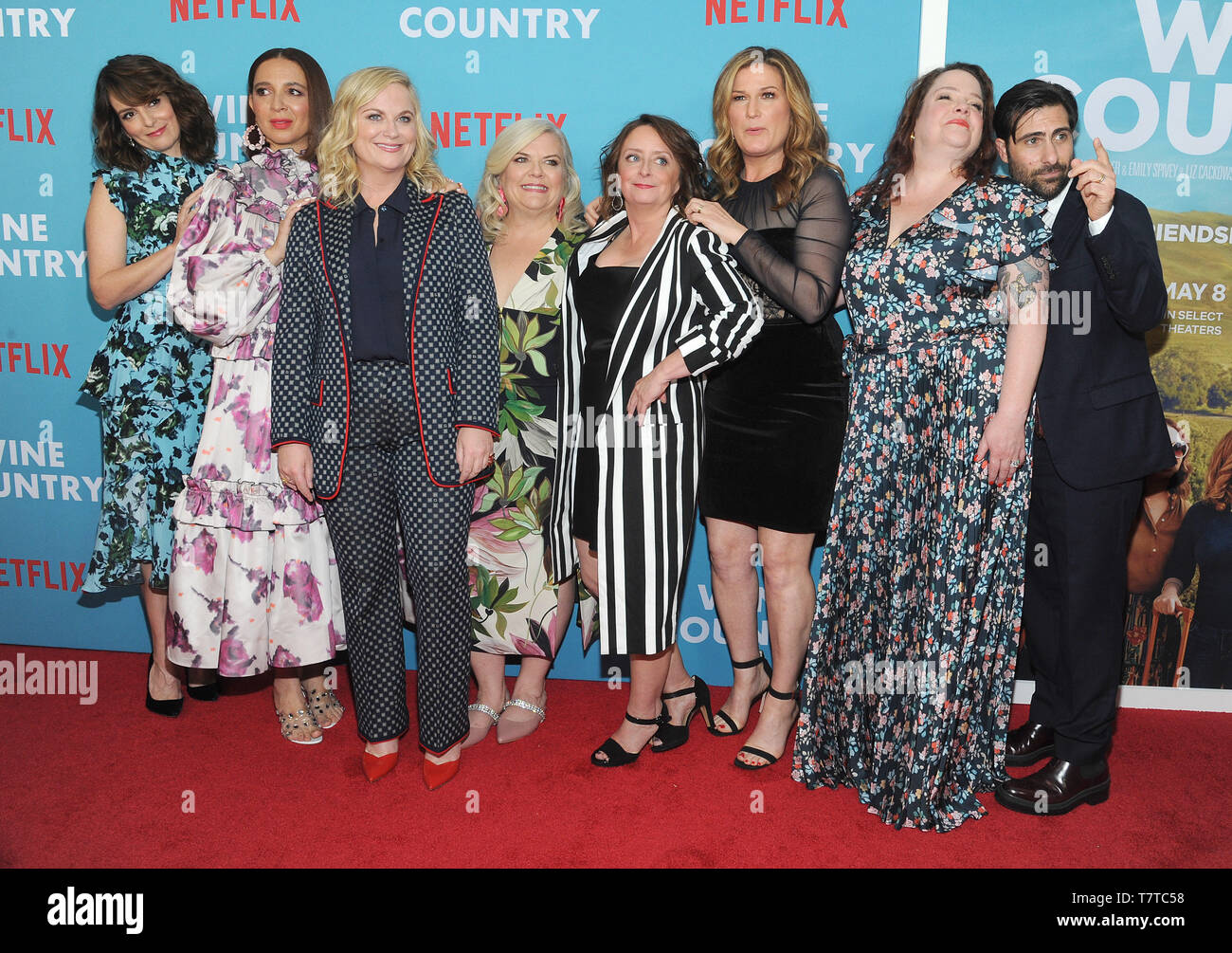 Maya rudolph amy poehler wine country hi-res stock photography and ...