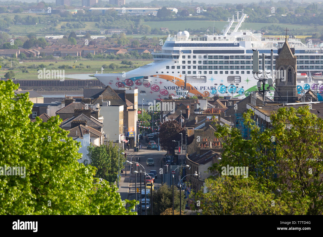 Tilbury, UK. 9th May, 2019. The longest cruise ship to ever visit ...