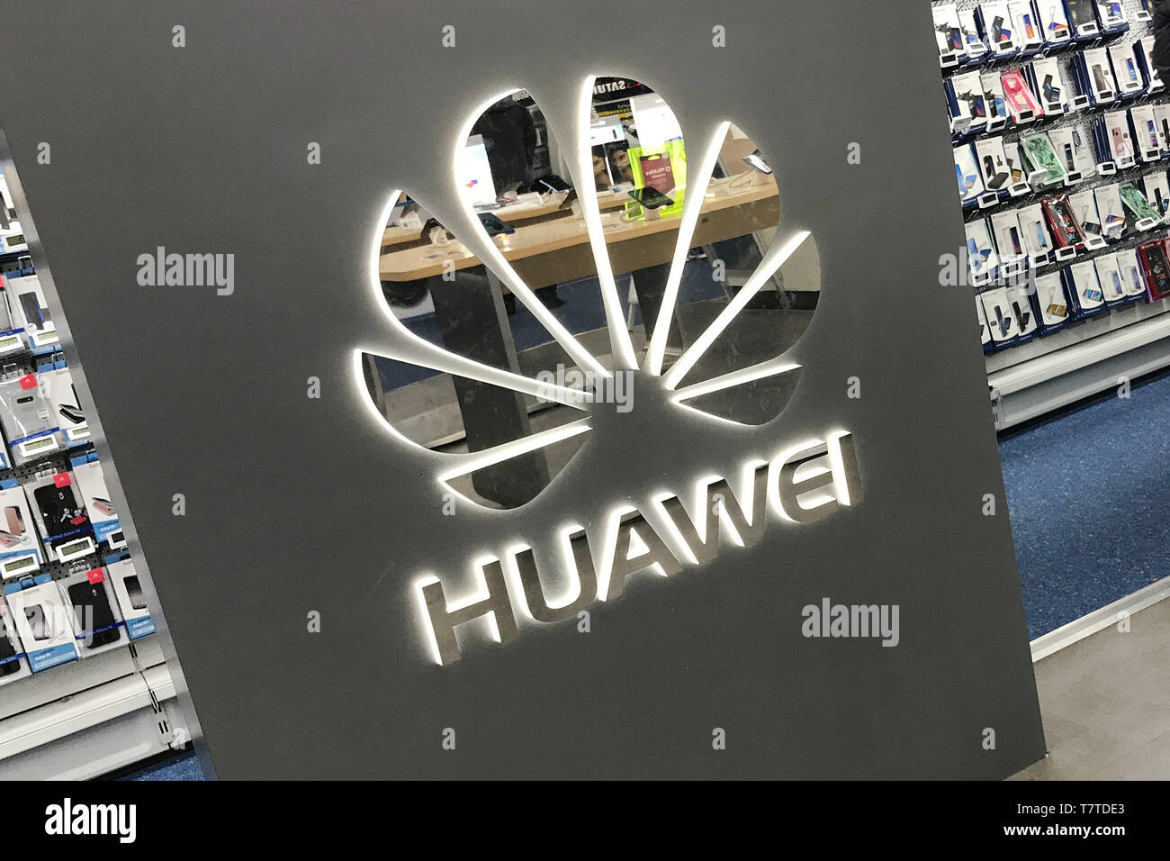 Munich, Deutschland. 04th May, 2019. HUAWEI logo, brand emblem ...