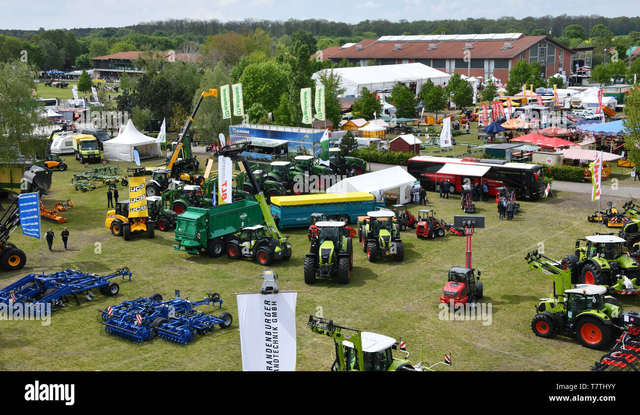 Agricultural exhibition hi-res stock photography and images - Alamy