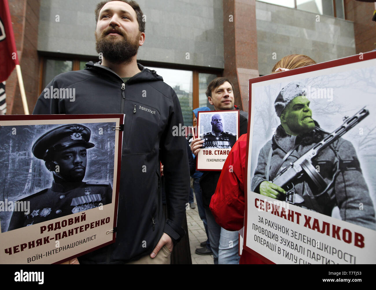 Kiev, Ukraine. 9th May, 2019. Ukrainian activists of ''Democratic ax ...