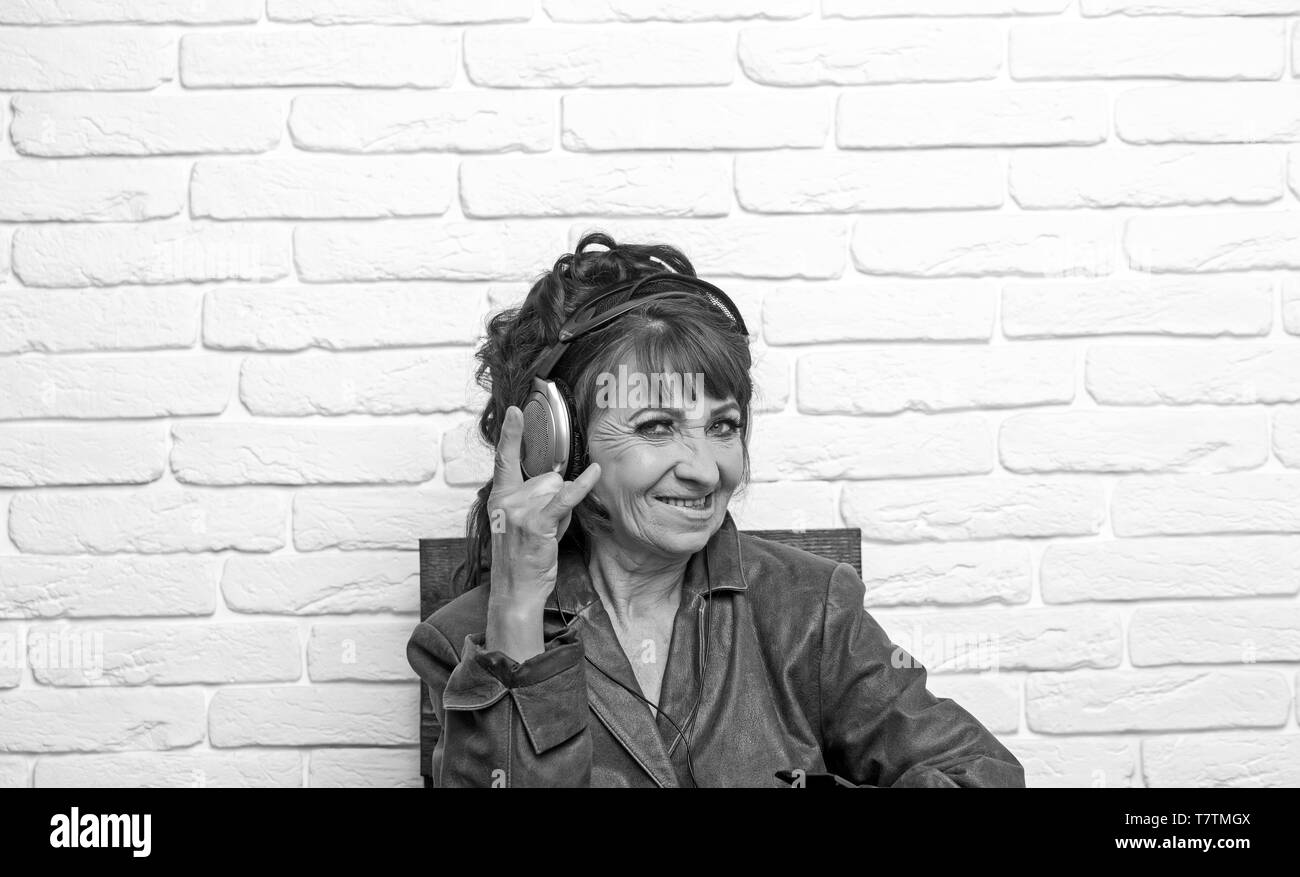 Old school audio Black and White Stock Photos & Images - Alamy