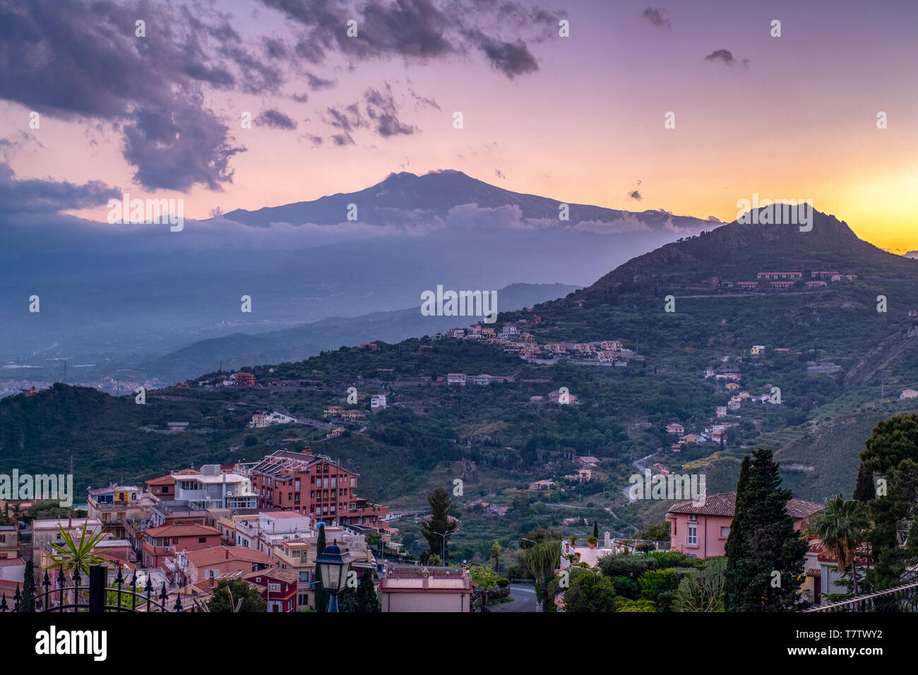 Taormina sicily etna hi-res stock photography and images - Alamy