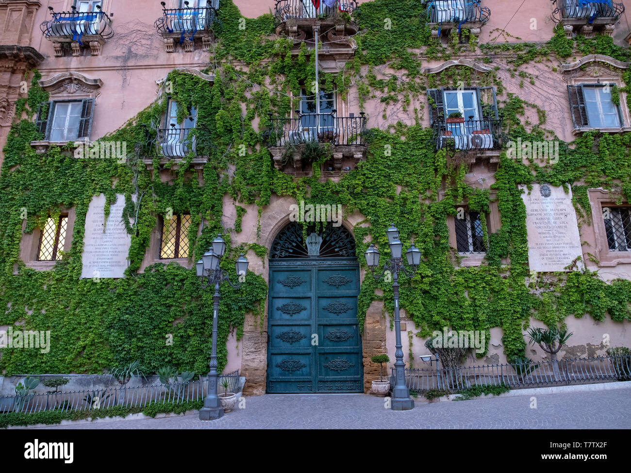 Pirandello hi-res stock photography and images - Alamy