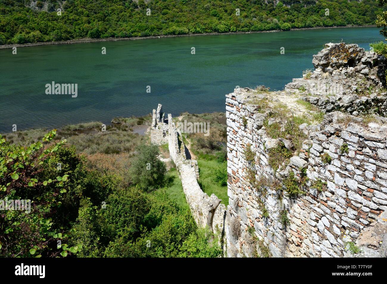 Lake Butrint and Roman ruins of Butrint archaeological site Unesco ...