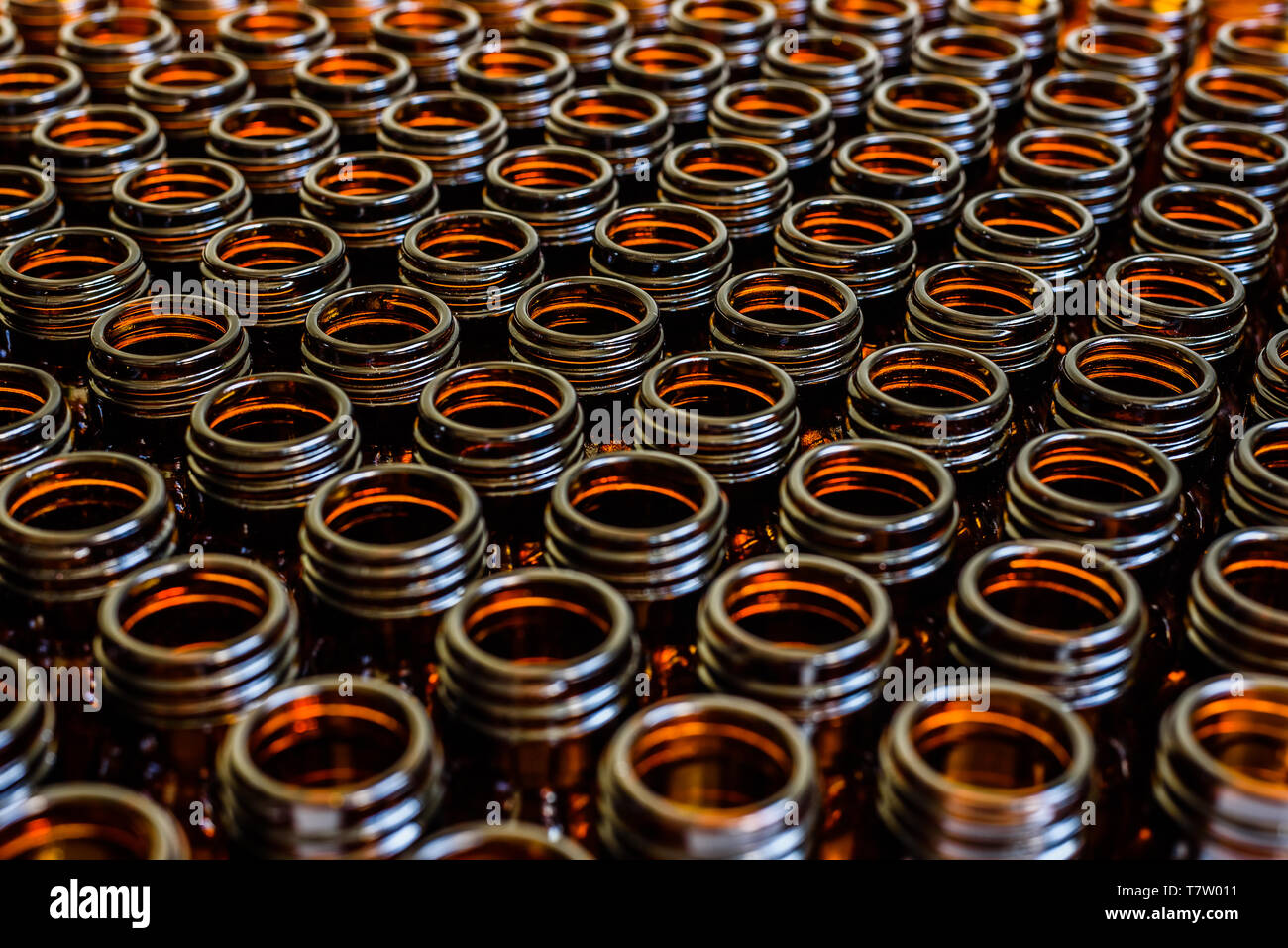 Laboratory glass jars hi-res stock photography and images - Alamy