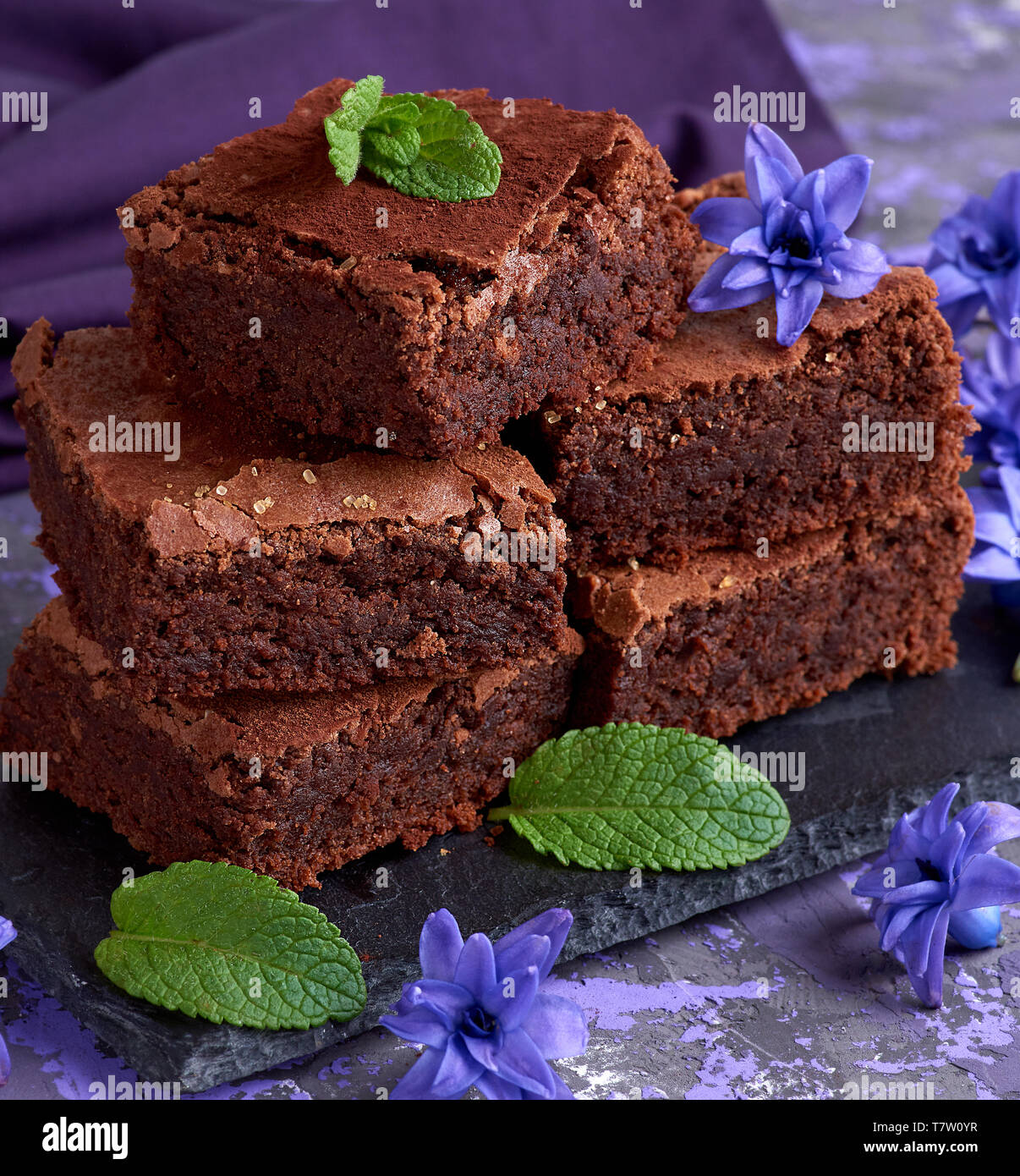 Square stack hi-res stock photography and images - Alamy