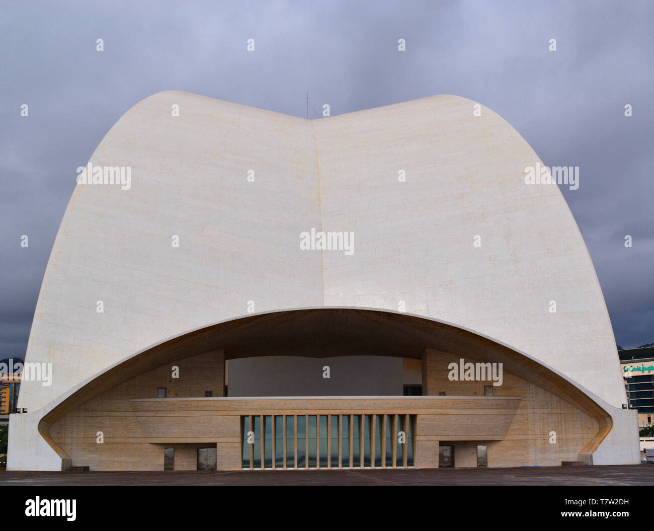Auditorio interior hi-res stock photography and images - Alamy