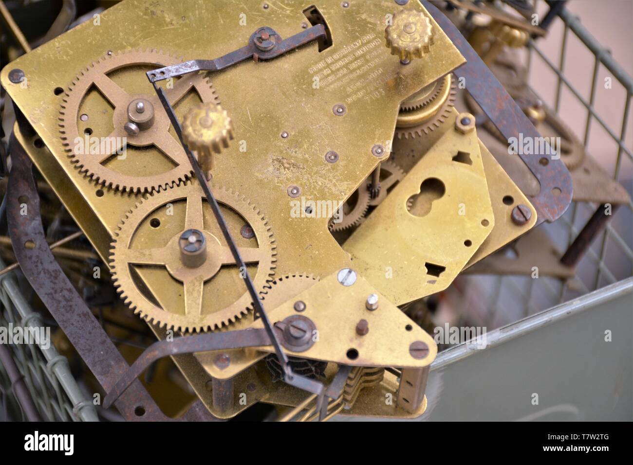 Old clock gears and parts of copper, brass and metals Stock Photo - Alamy